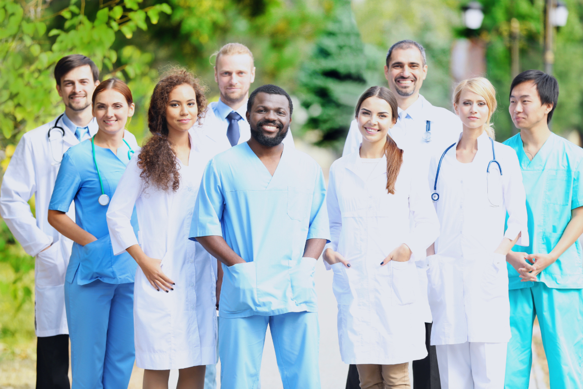 Registered Nurses Vs Enrolled Nurses ☑️ (eGuide)